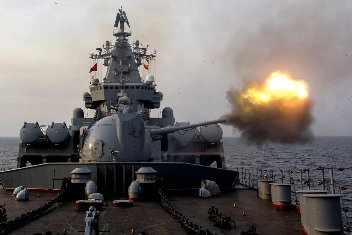 Atlas of AK-130 naval guns (64 pictures) - iMedia