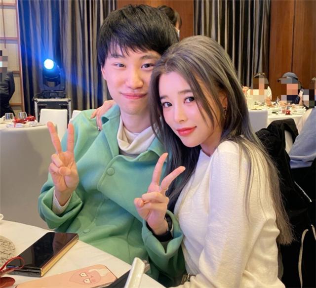 Make friends all over the world!Doinb's wife posted a video of a ...