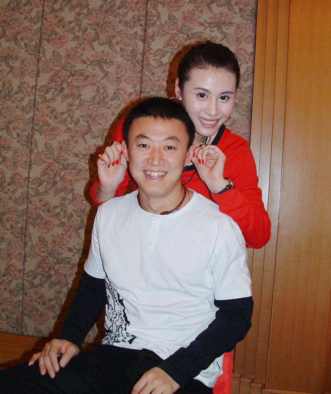 American actress Zhang Ningyi: After divorcing the Olympic champion Ma ...