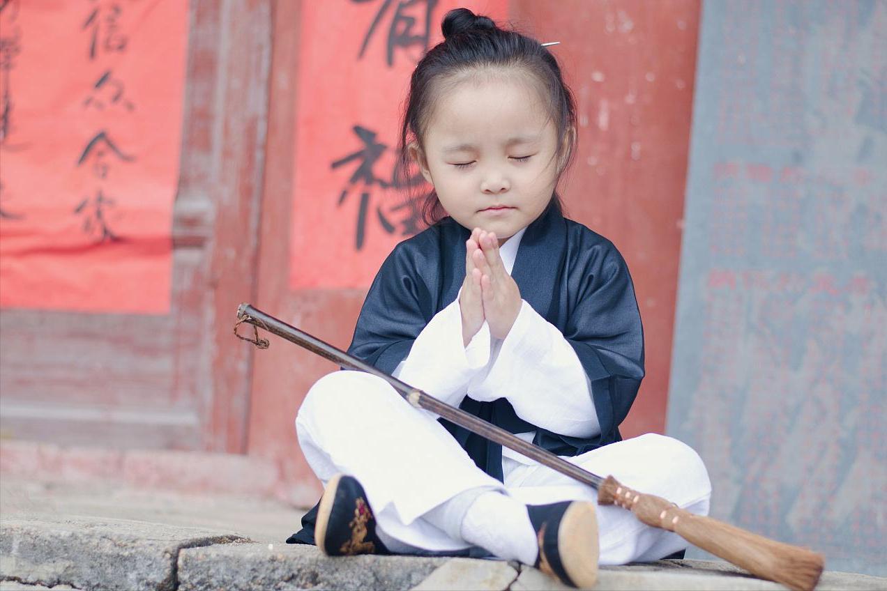 Taoist aunt Li Chengyu sat down at the age of 118. She showed signs of ...