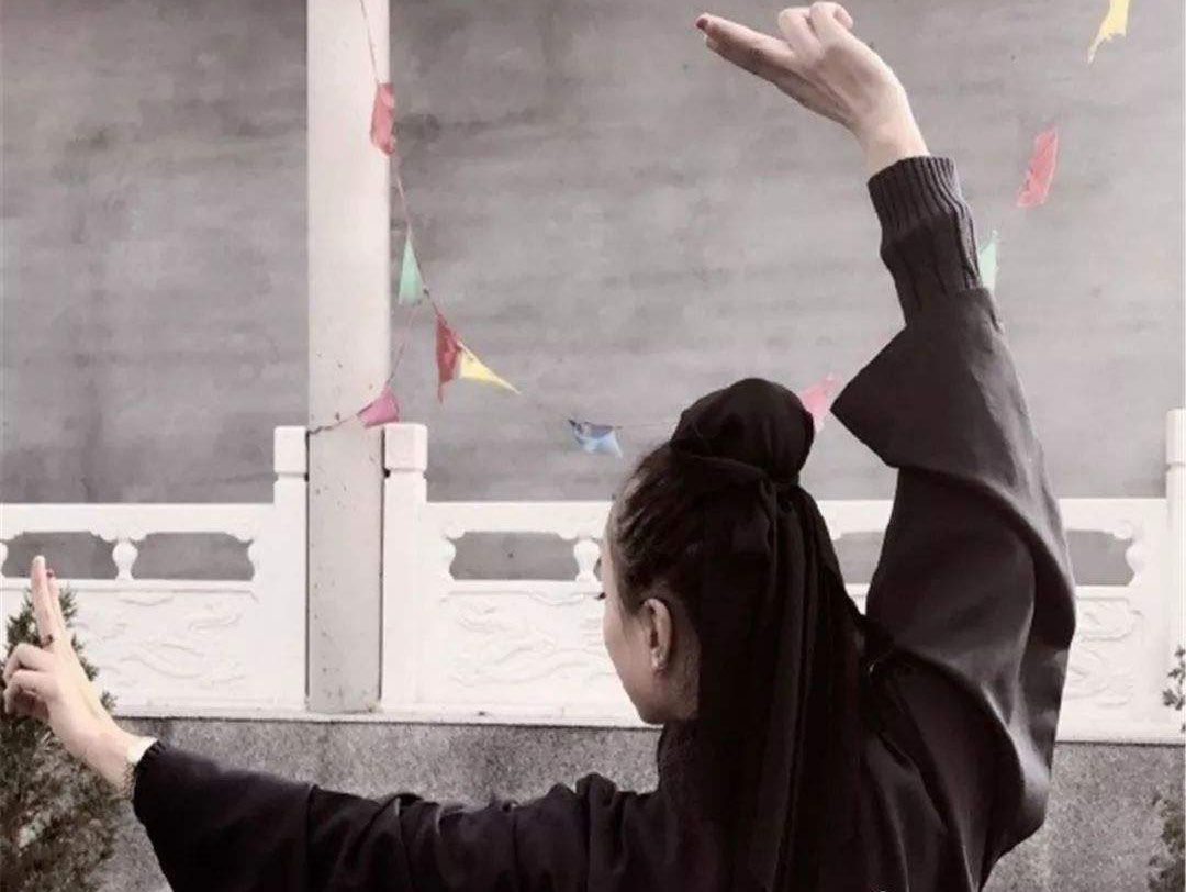 Taoist aunt Li Chengyu sat down at the age of 118. She showed signs of ...