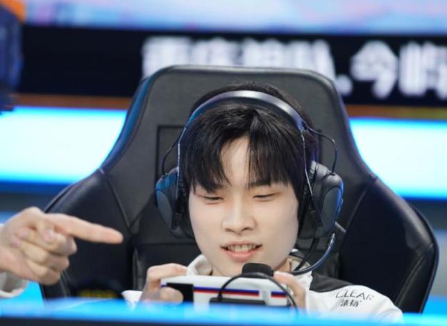 Jinyu's performance is amazing, the boy who was once looked down upon ...