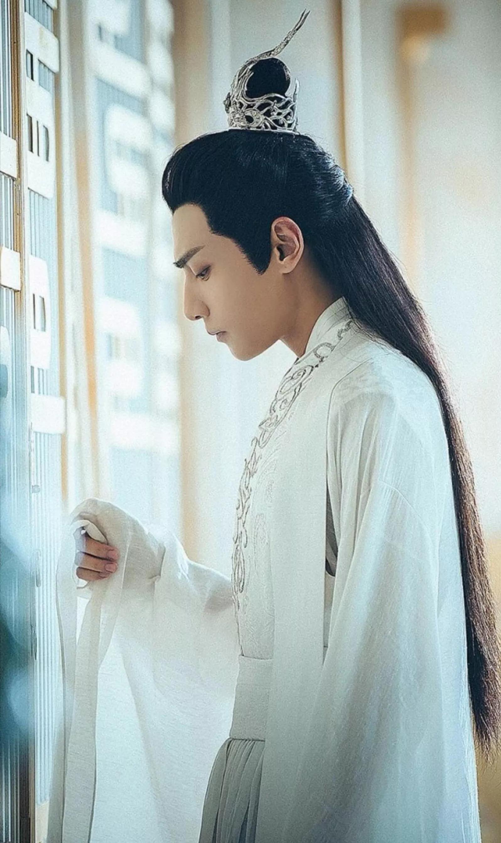 Runyu of "Sweet Honey as Ashes as Frost": Seeing Jin Mi and ...