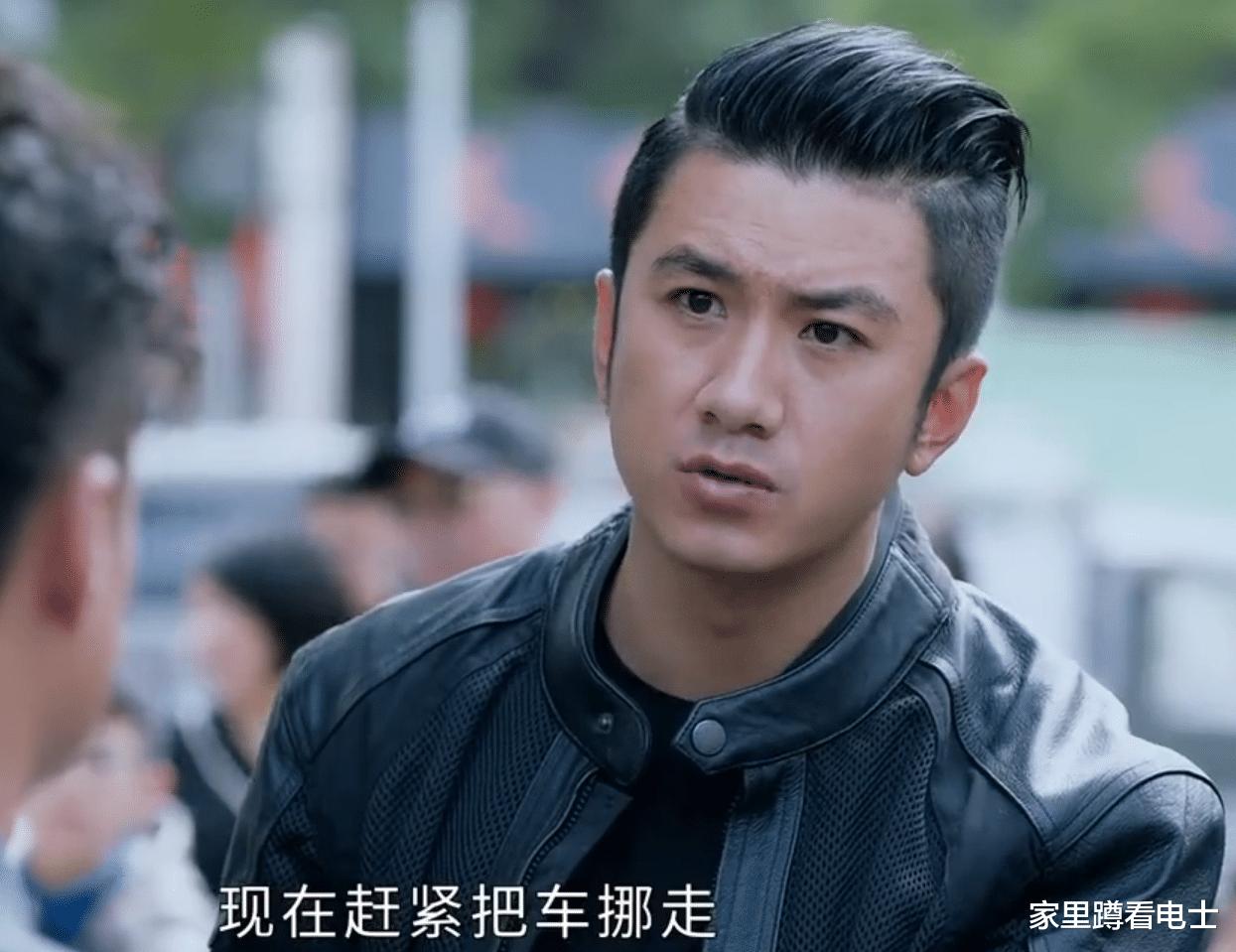 Handsome enough to be signed by the boss, beat Xiang Zuo with punches ...