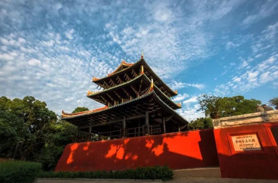 Zhenwu Pavilion that did not collapse in 449: all wooden structure ...