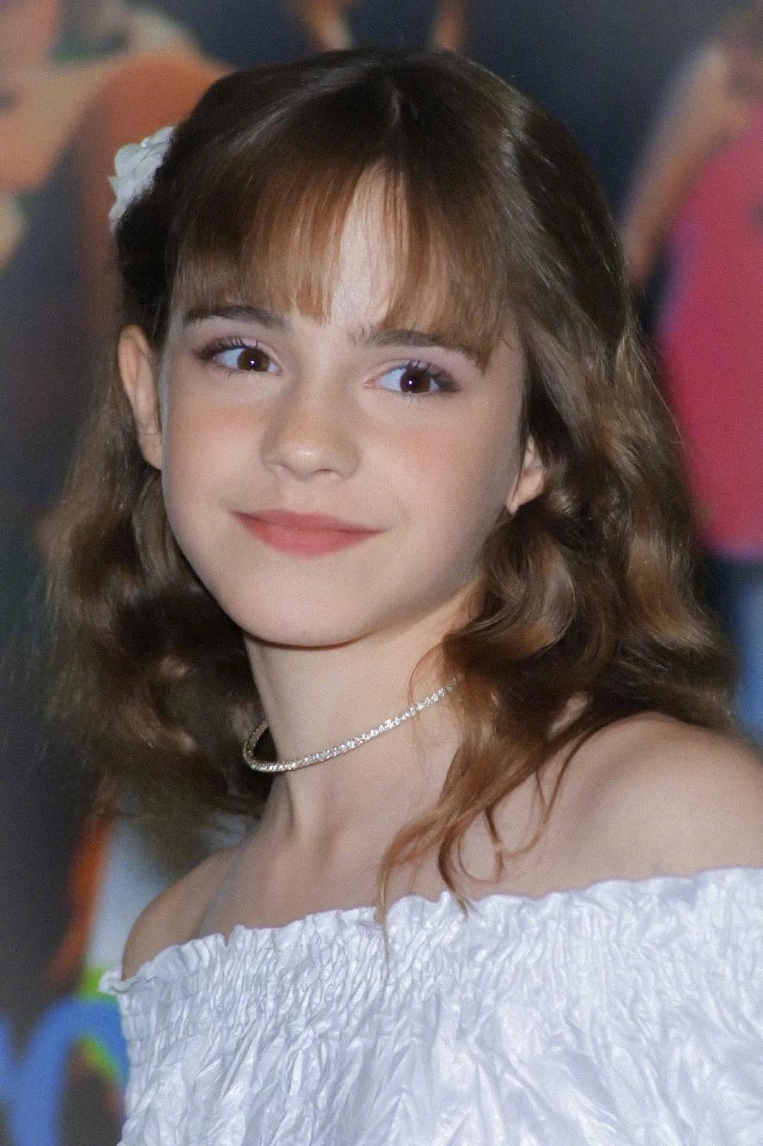 Emma Watson from small beauty to big - iMedia