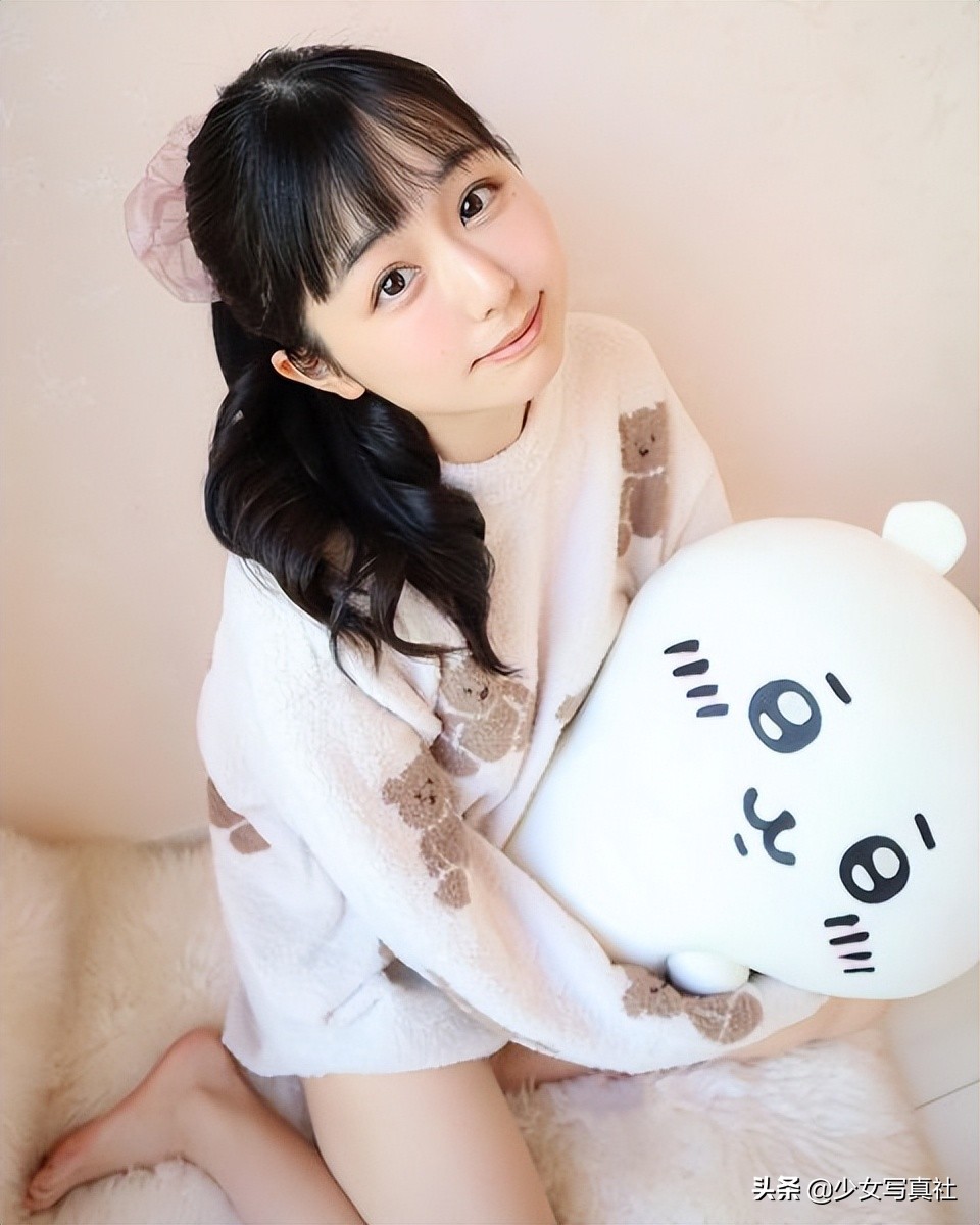 28-year-old cute "girl" Emi Kurita - iMedia