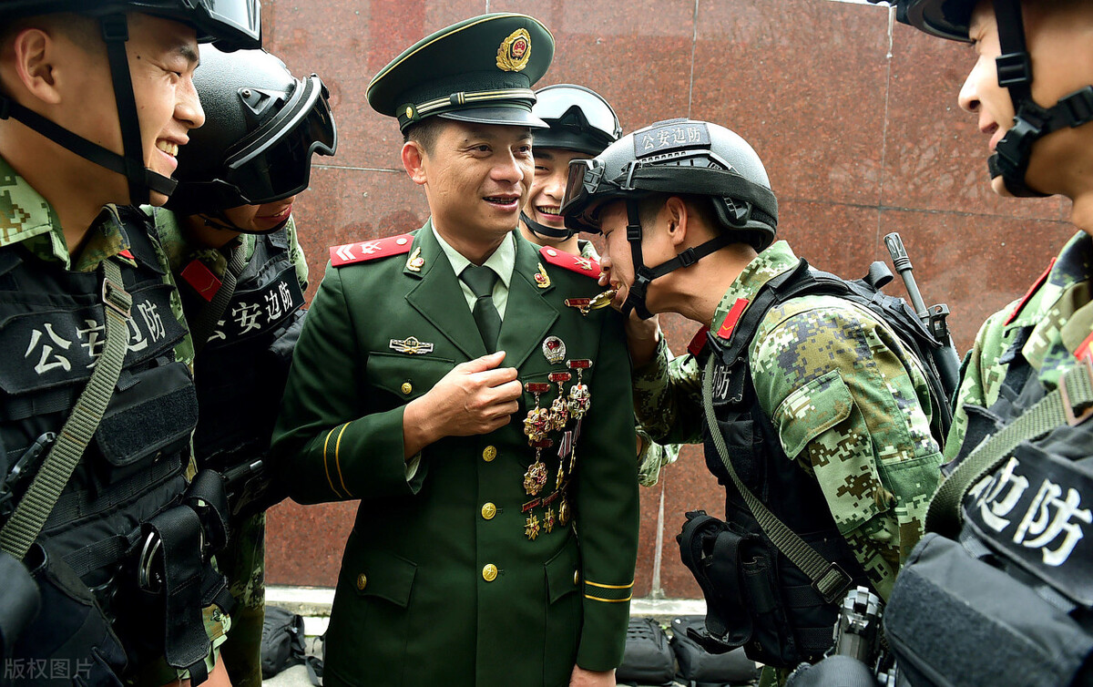 My son joined the army last year, is it better for armed scouts to stay ...