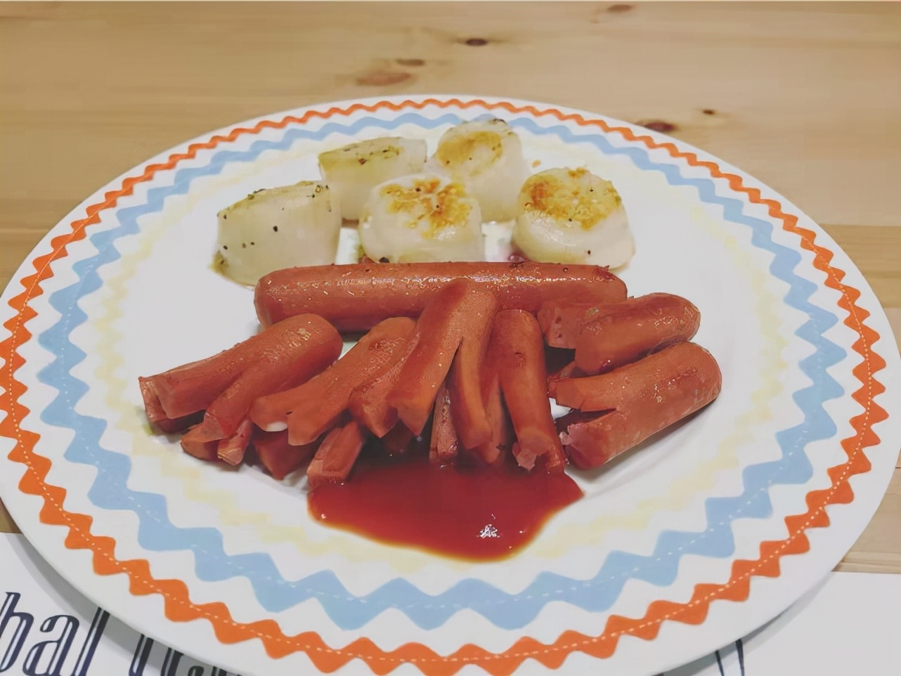 Why do Japanese bento always make sausage like octopus?In fact, there ...