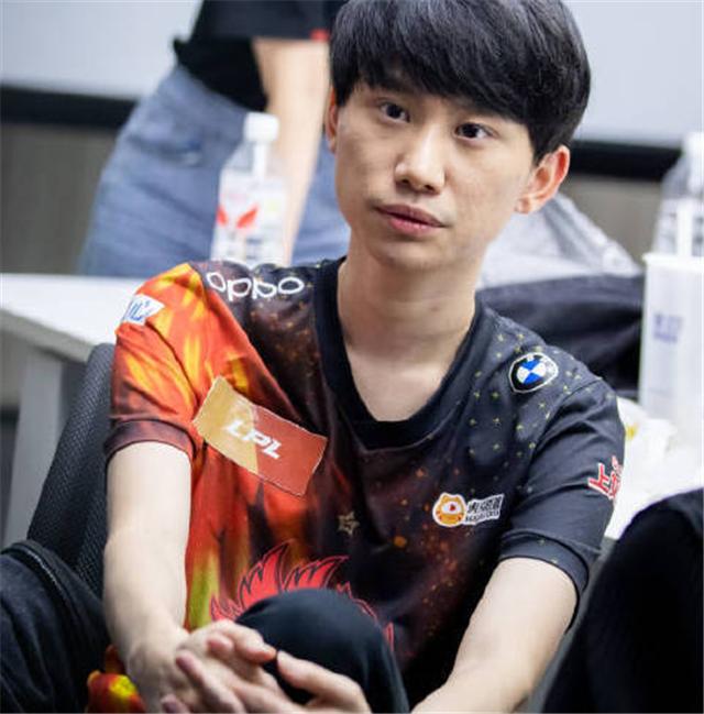 Make friends all over the world!Doinb's wife posted a video of a ...