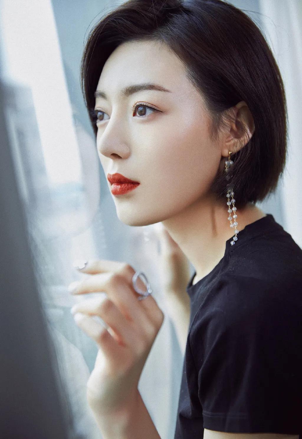 Beautiful pictures of He Meixuan - iMedia