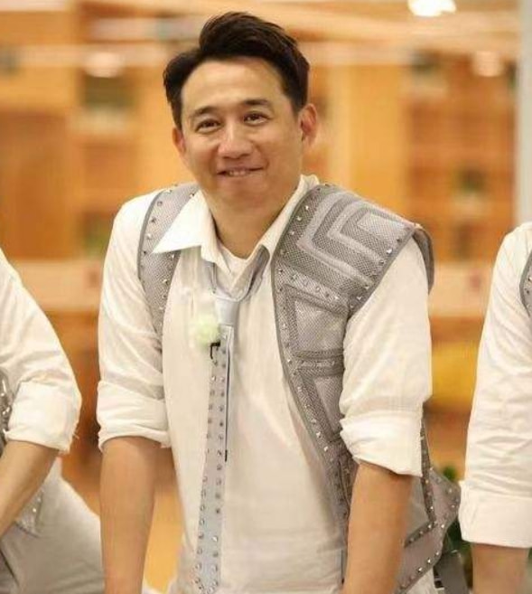 Huang Lei's daughter has an amazing resume, Huang Lei's education is ...